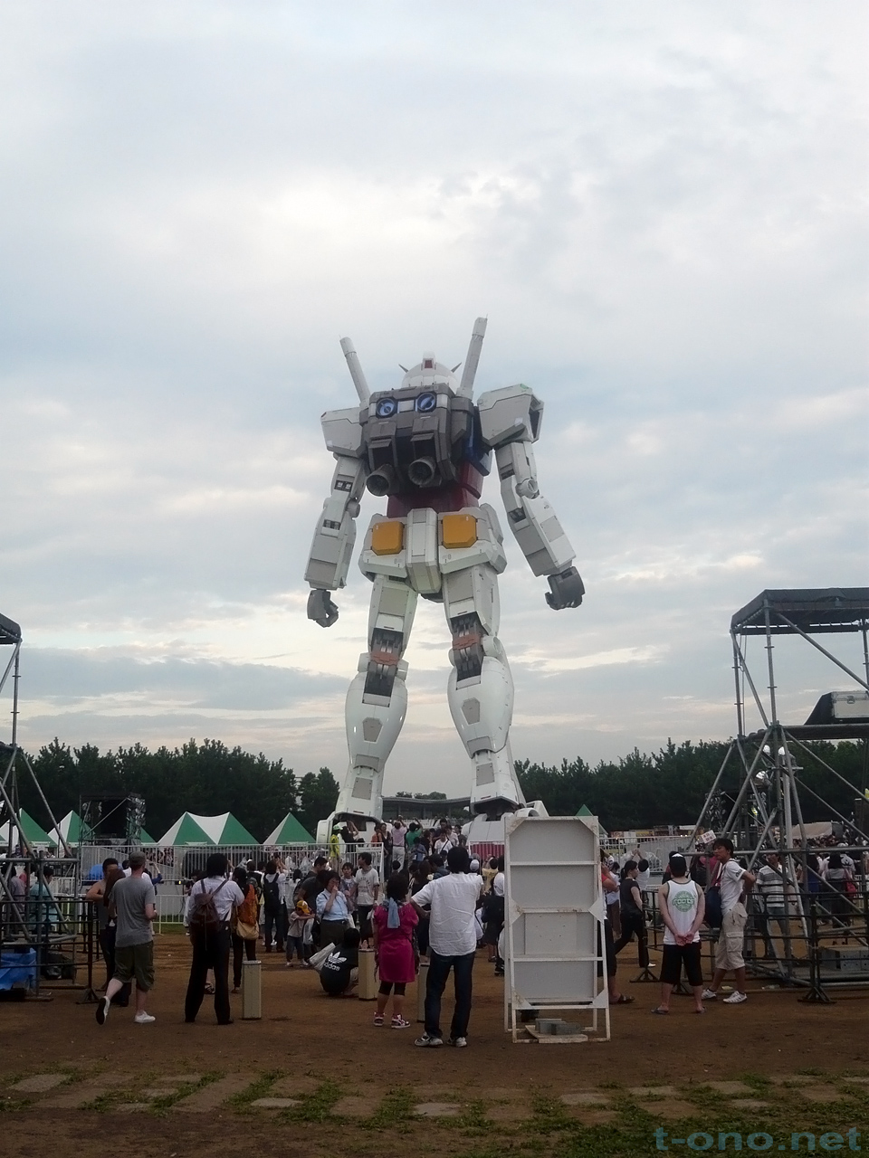 The-O Network - 1/1 Scale Gundam Returns
